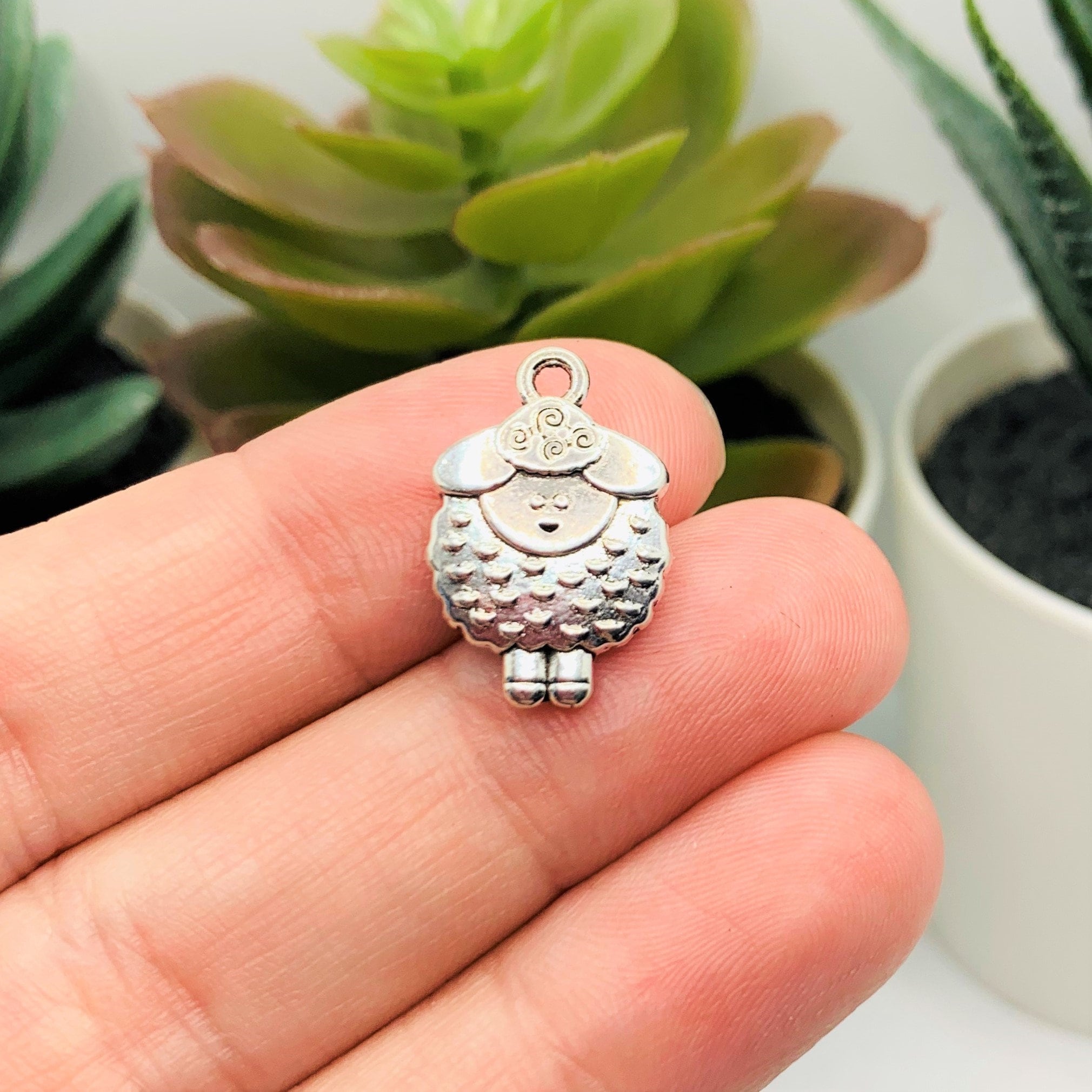4 20 or 50 BULK Sheep Charms Antique Silver Lamb Charm - Etsy