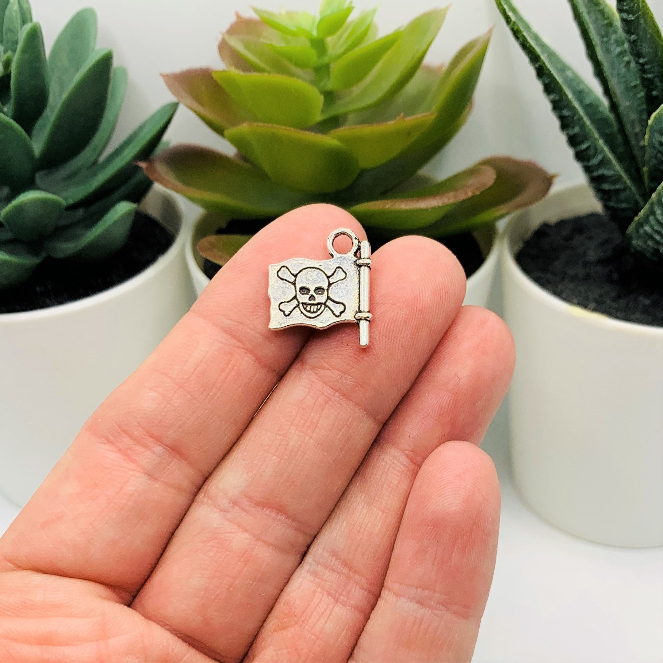 4 20 or 50 BULK Silver Pirate Flag Charms Pirates Skull and - Etsy