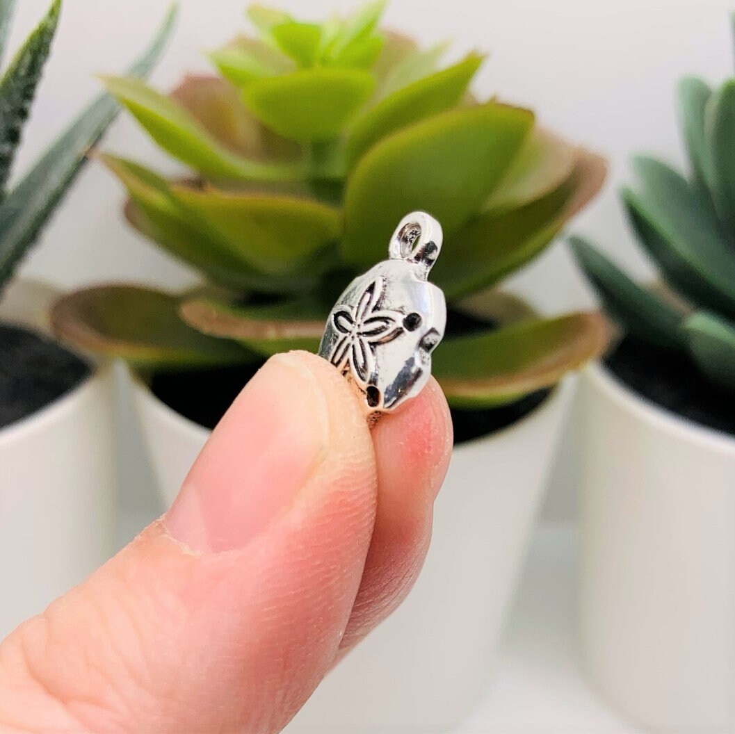 4 20 or 50 BULK Silver Sand Dollar Charms Shell Charm Sea | Etsy