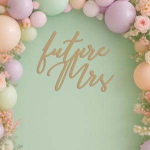 Future Mrs Sign Bridal Shower Backdrop Sign, Miss to Mrs Wood Sign ...
