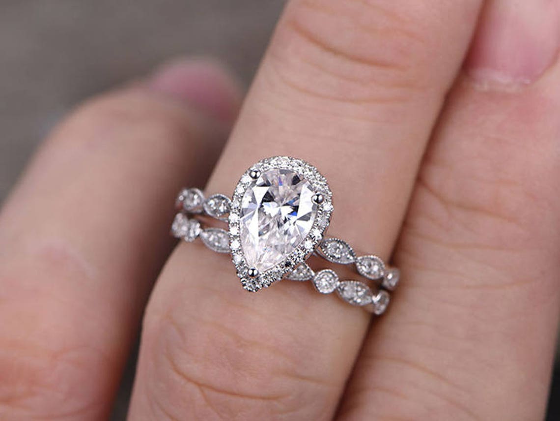 Pear Shaped Silver Ring Set/cubic Zirconia Wedding Band/cz - Etsy