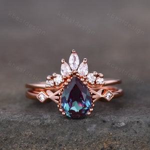 Pear Shaped Alexandrite Bridal Ring Set Vintage Alexandrite Engagement ...