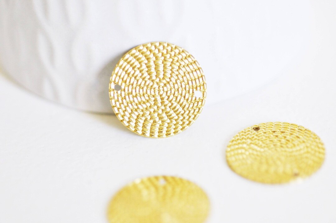 Textured Circle Medal Pendant in Raw Brass 20mm, Golden Primer, Nickel ...
