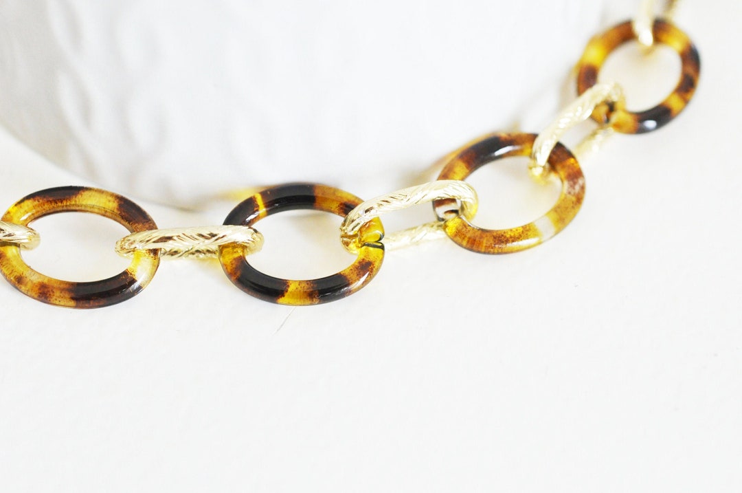 Large Round Chain in Acrylic Tortoiseshell and Textured Gold Aluminum ...