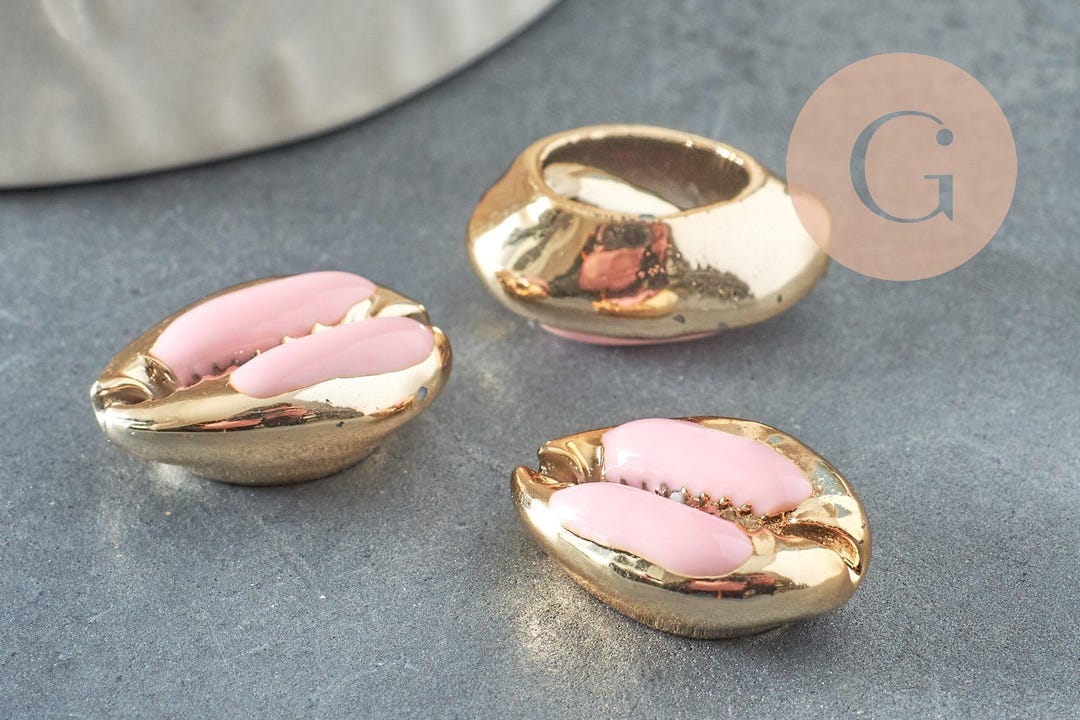 Natural Cowrie Shell Pendant in Gold With Pink Resin 19mm, Natural ...