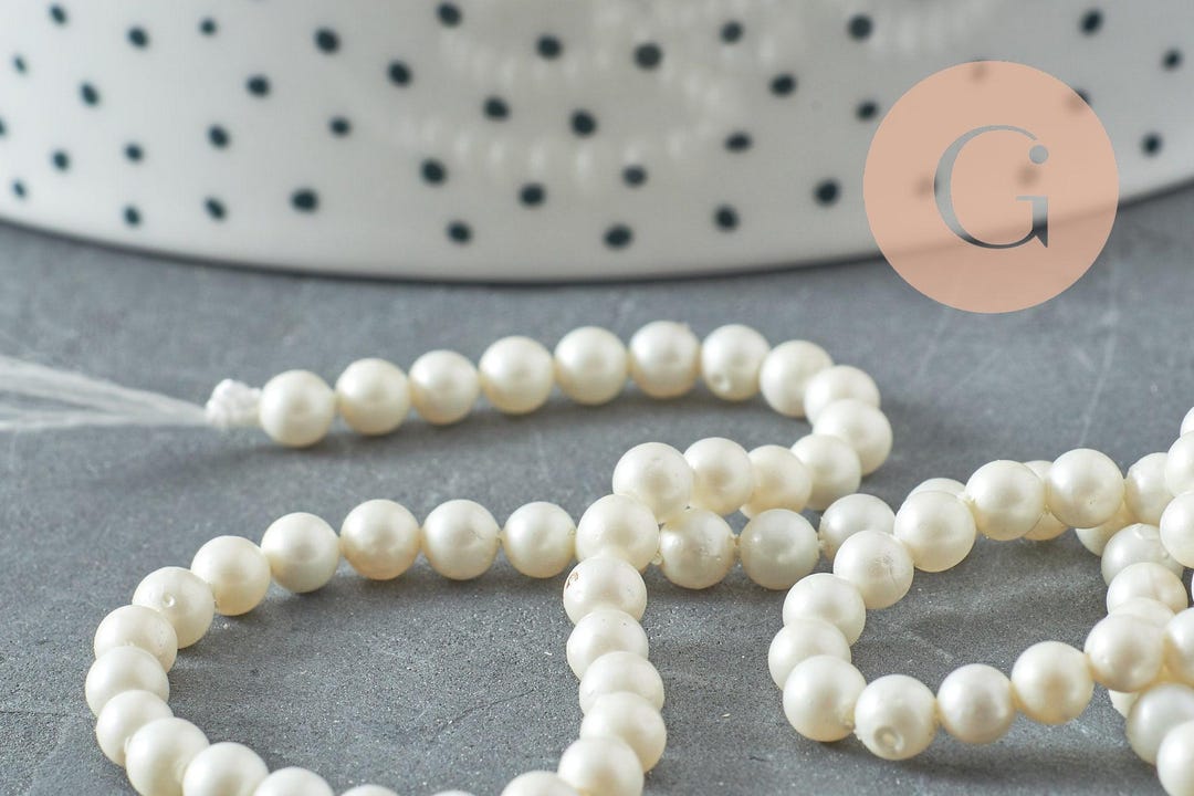 Round Pearly White Natural Shell Beads 4mm, X1 Strand of 40cm (G10132 ...
