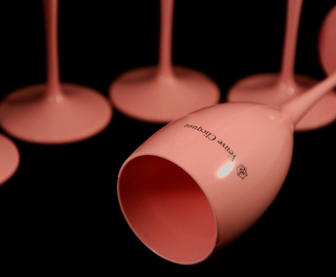 Veuve Clicquot Champagne PINK Poolside Hot Tub Polycarb Flutes Glasses ...