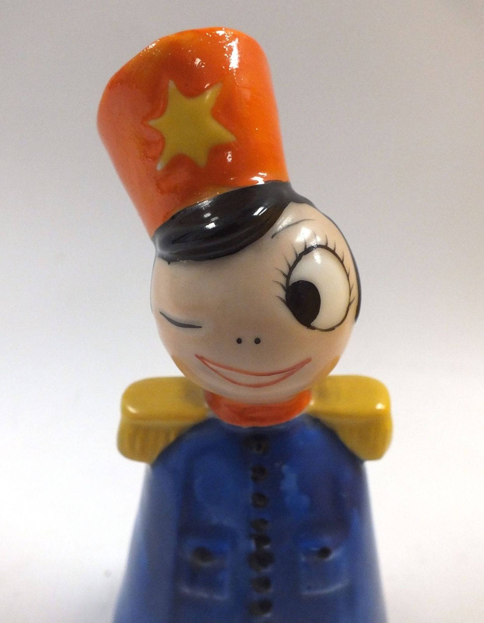 CARLTONWARE CARLTON WARE Vintage Toy Soldier Ringmaster Bell Boy Bone ...