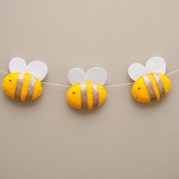 Bee Garland - Etsy