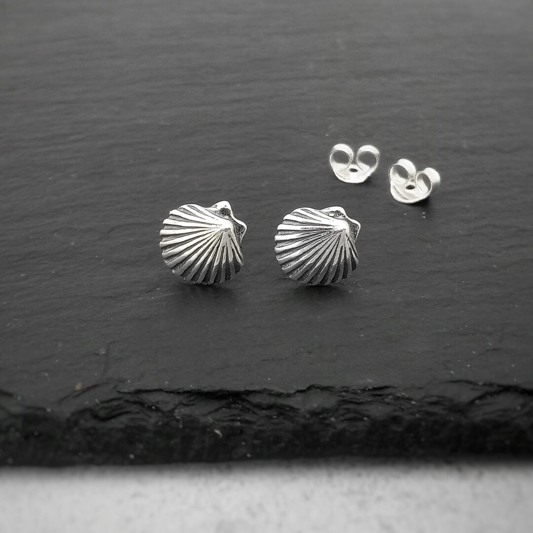 Clam Shell Small Stud Earrings, Dainty Scallop Studs for Her, Oyster Shell Post Earrings ...