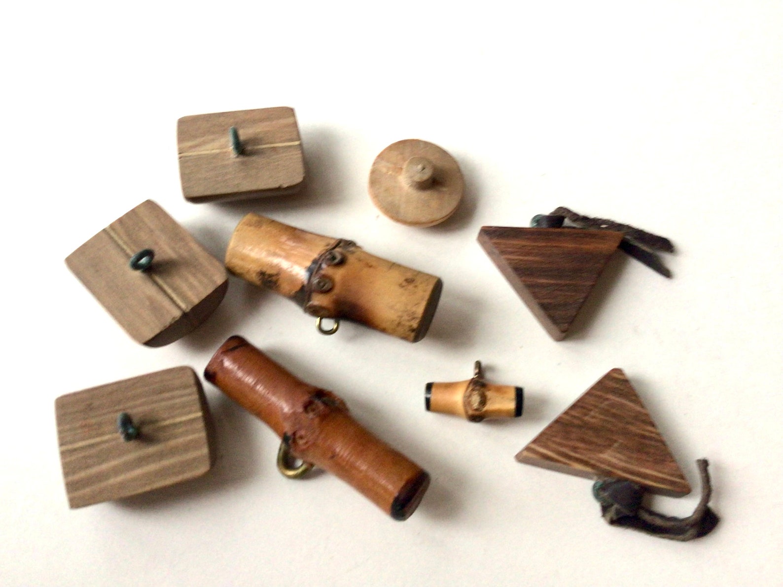 9 Wood Buttons, Toggle Buttons Vintage Buttons With Shank, Hand-made ...