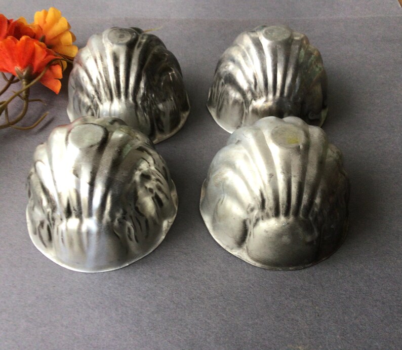 4 Antique Cake Pans 2.5 Vintage Cake Molds Vintage | Etsy