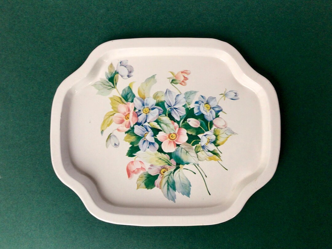 Vintage Serving Tray With Flowers Decor , Vintage Tin Serving Plate ...