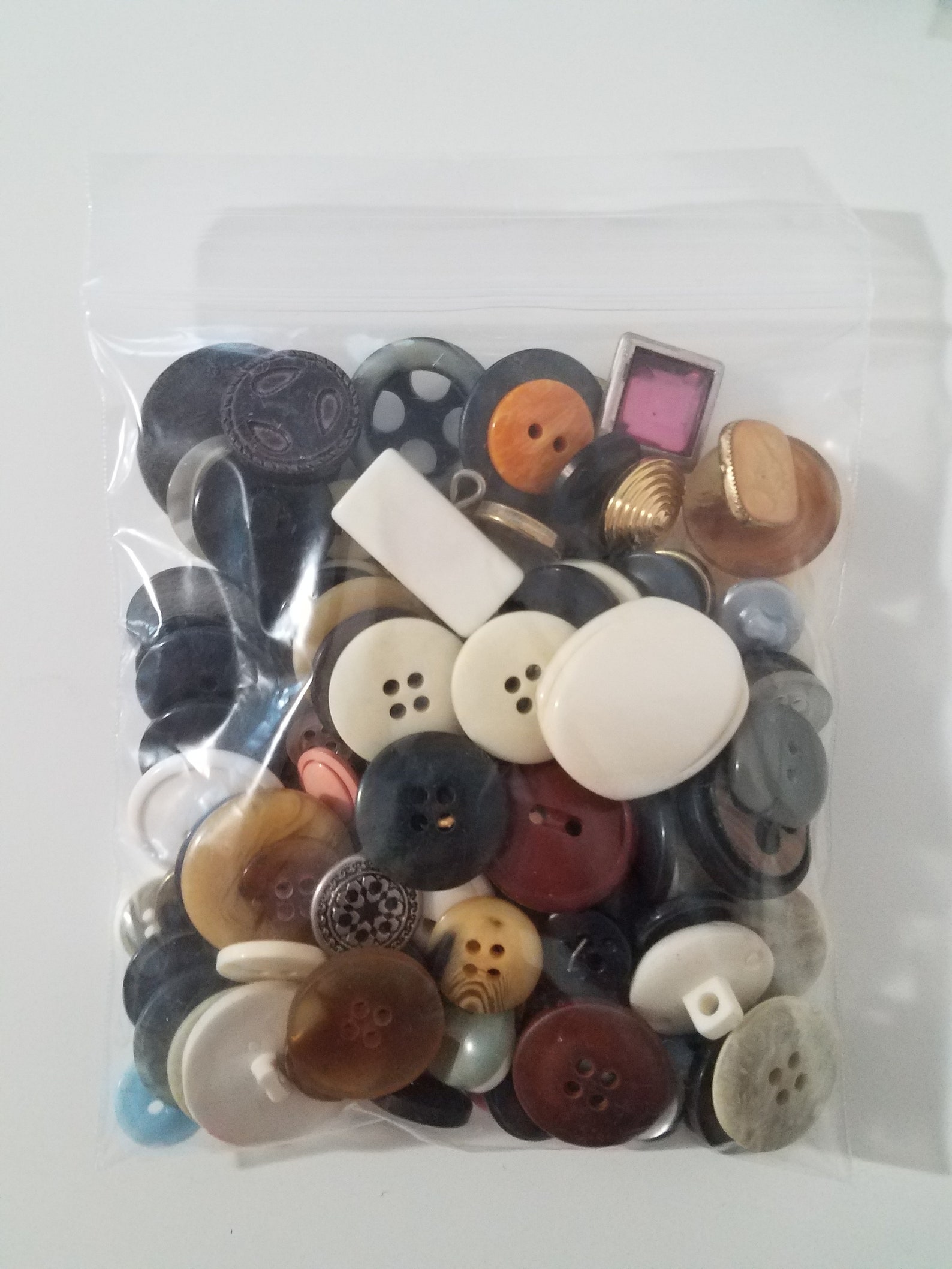 Vintage Assorted Buttons - Etsy
