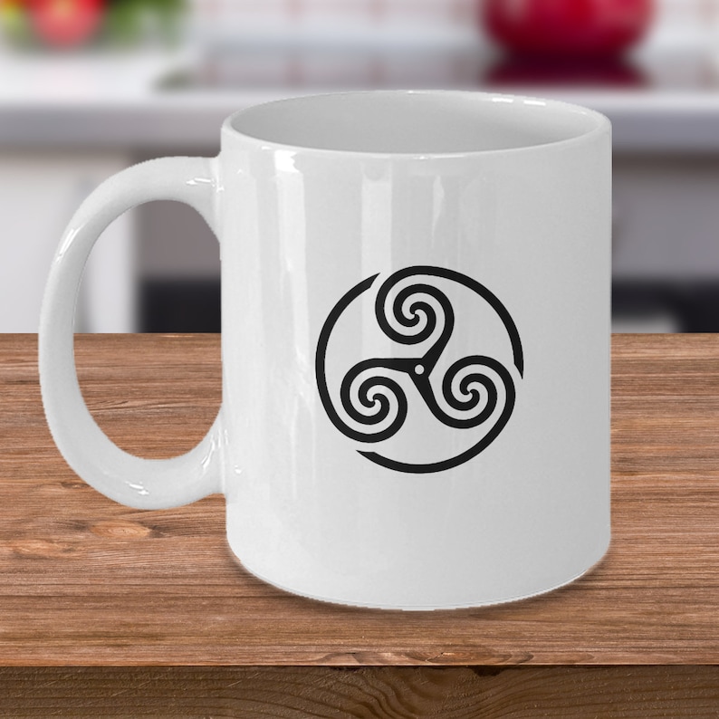 Esoteric Wicca Coffee Mug - Triskelion Celtic Pagan Symbol - Celts ...