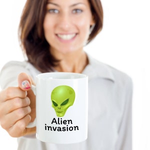 Alien Mug - UFO Themed Gift - Alien Invasion - Space Alien Head Cup ...