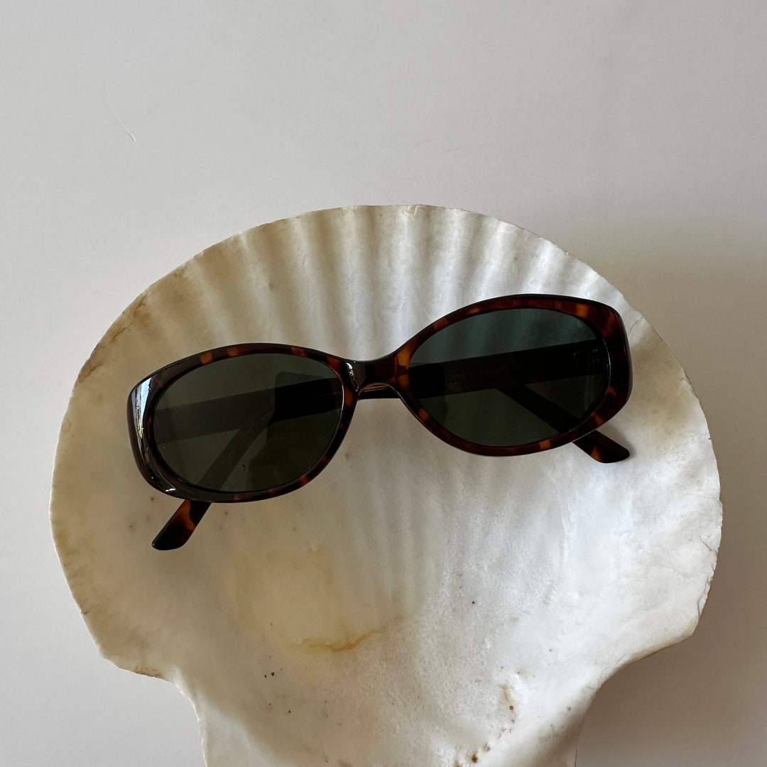 Authentic Vintage 90s Tortoise Oval Sunglasses - Etsy