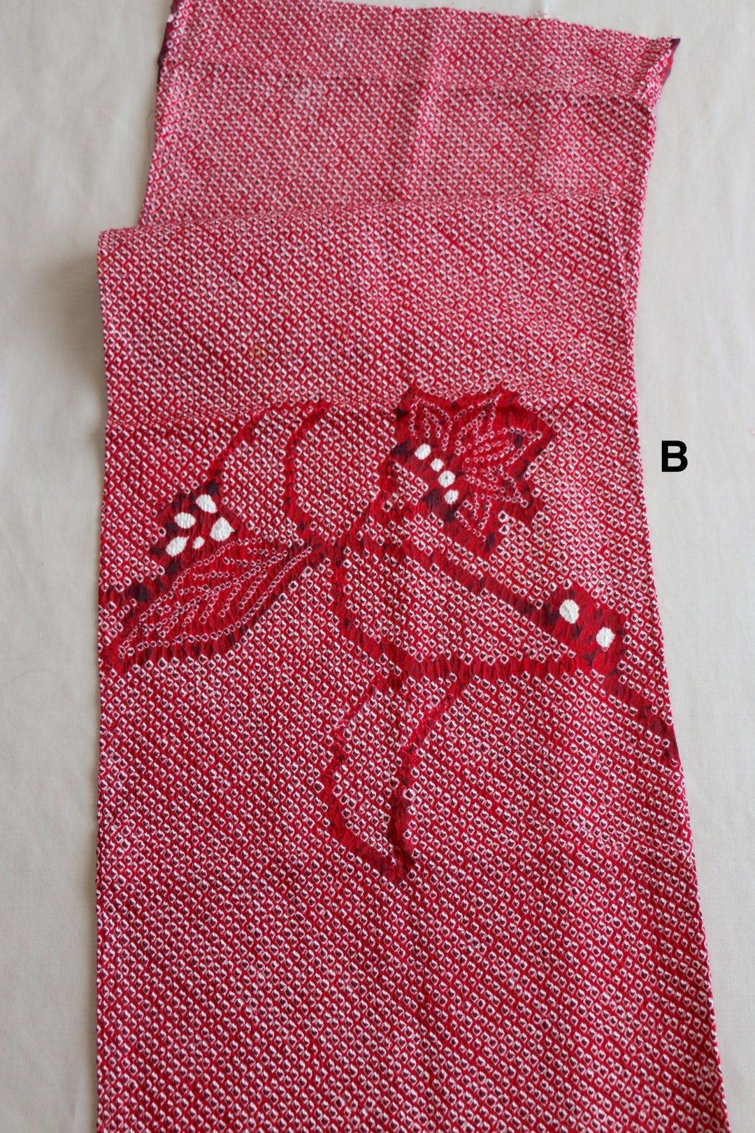 21-135 Japanese Kimono Shibori Fabric /// Red Flower Pattern Silk ...