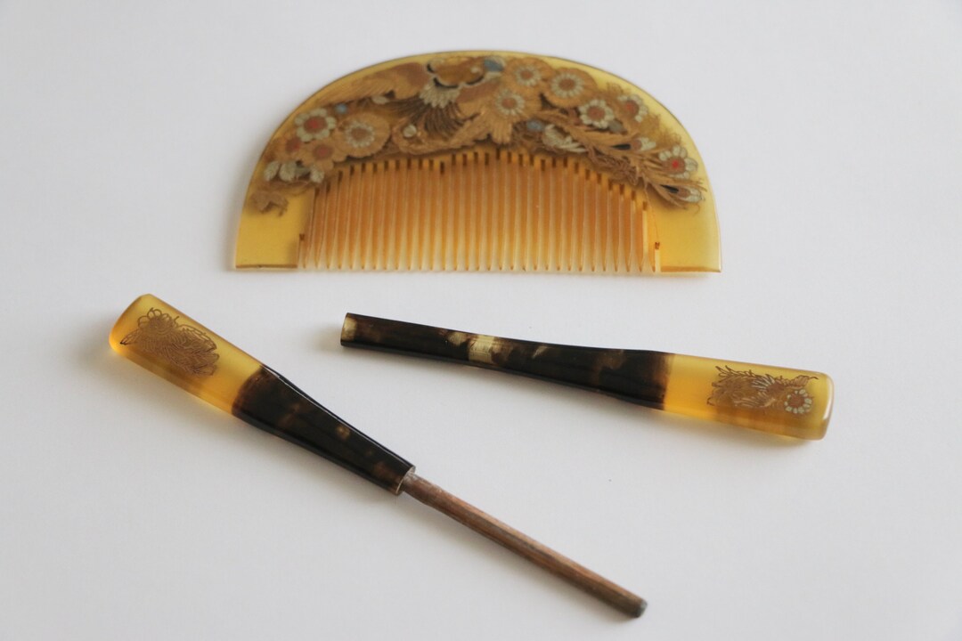 Terrific Vintage Japanese Comb Set of 2 Bekko Comb and Pin - Etsy