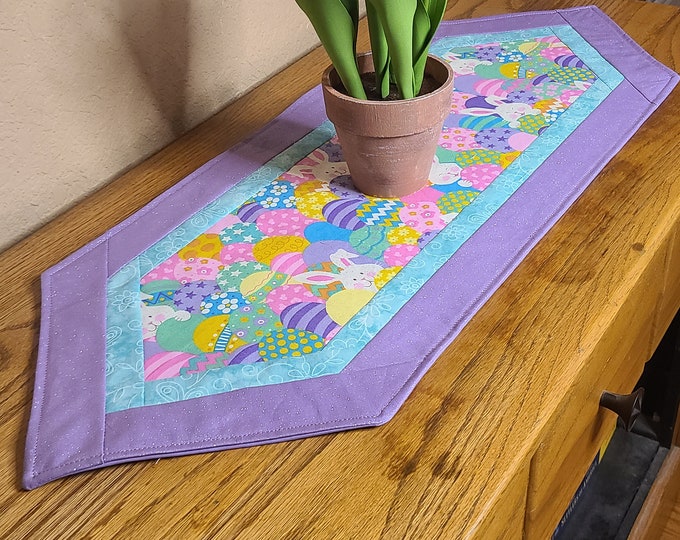 Easter Quilted Table Runner, Spring Quilted Table Topper, Bunny Table ...