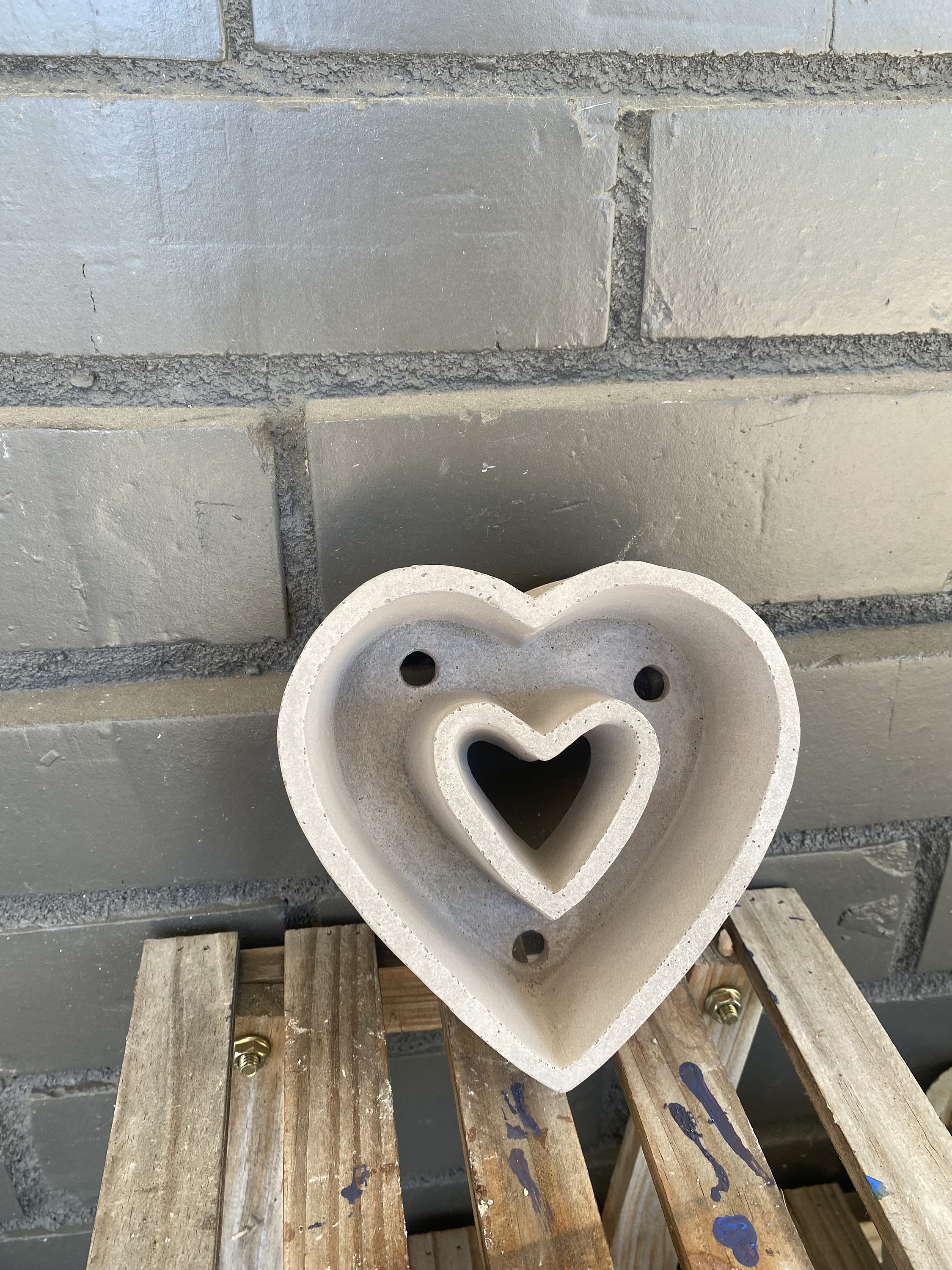 3D Concrete Cement Heart 2 X 5.5 Planter for Succulents/flowers/herbs ...