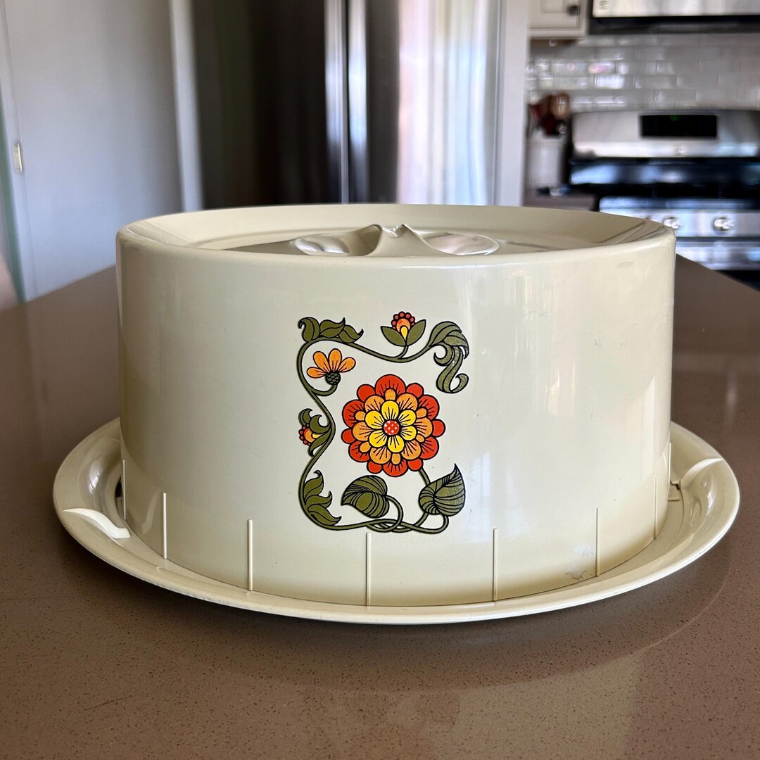 Vintage 1970s Beige Cake Carrier With Floral Design – Retro Cake Saver ...