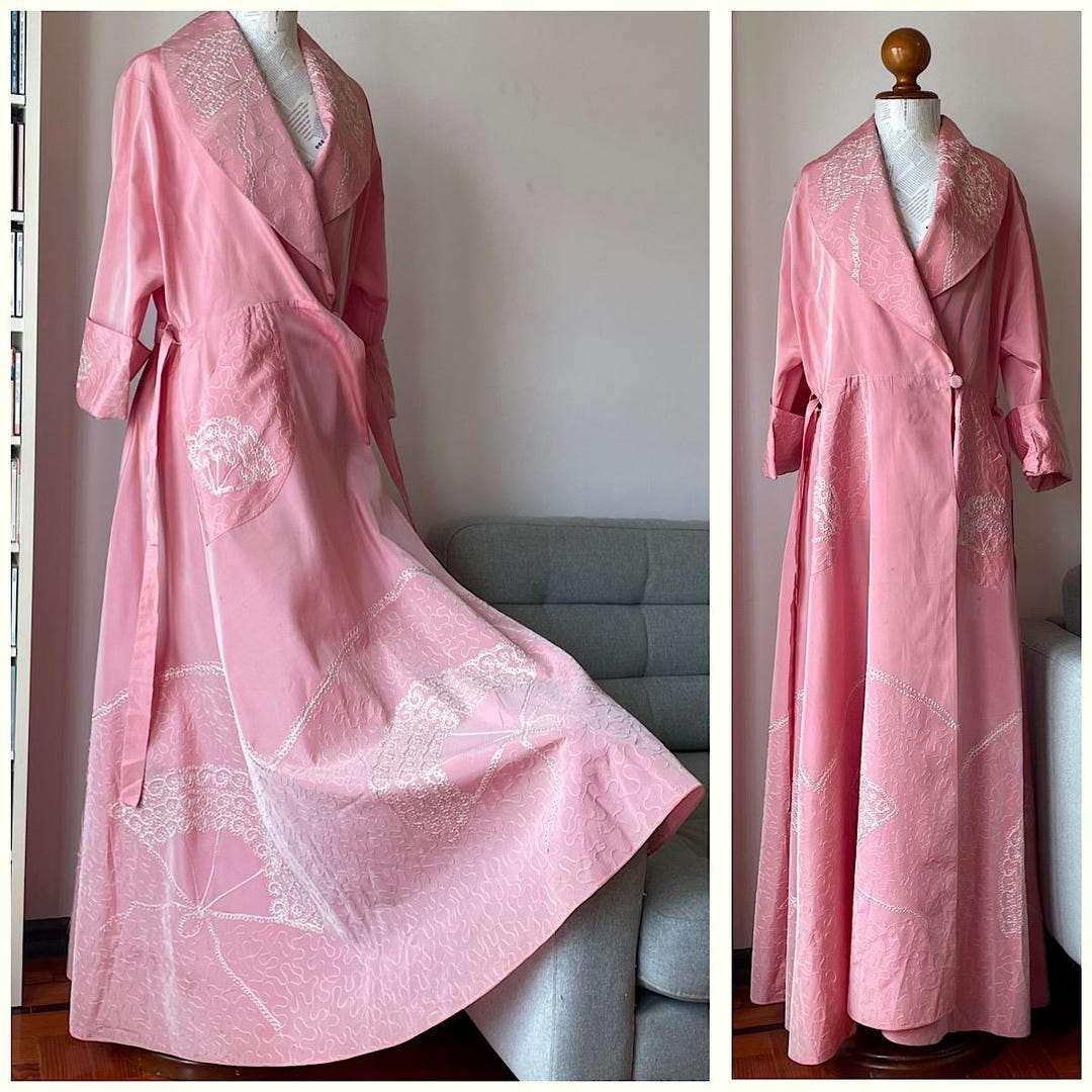 Rare Vintage 50's Italian Luxurious Pink Embroidered Rayon Long Robe ...