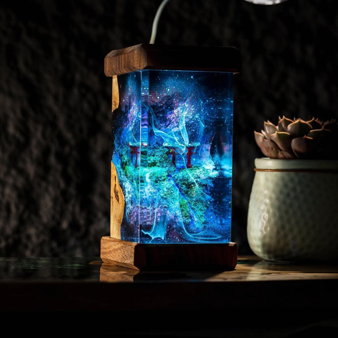 Galaxy Torii Gate Resin Lamp | Japanese Fantasy Night Light | LED Wood ...