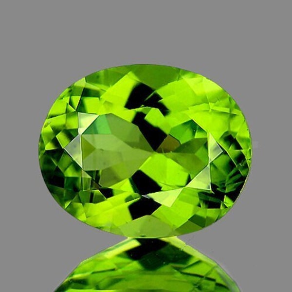 Oval Peridot Ring - Etsy