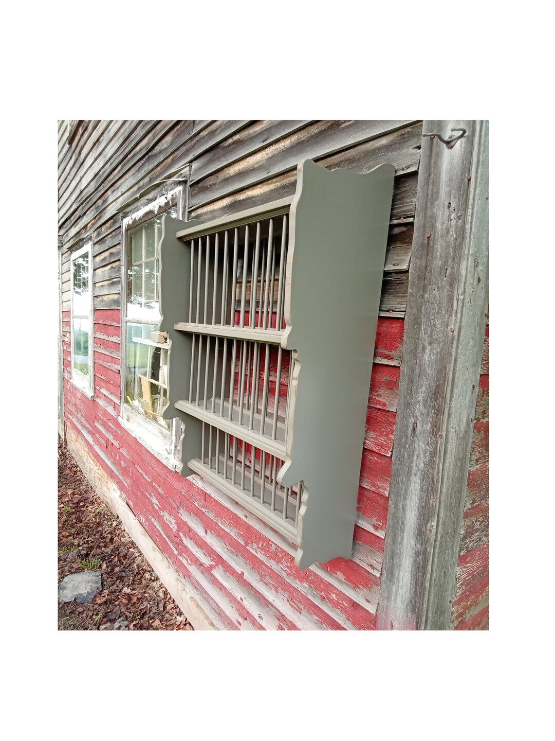 3 Tier Manor House Hanging Plate Rack, 18th Century, Early American ...