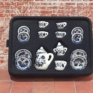 Dollhouse Miniature - Tea Set in Small Presentation Box ABO007 1:12 ...