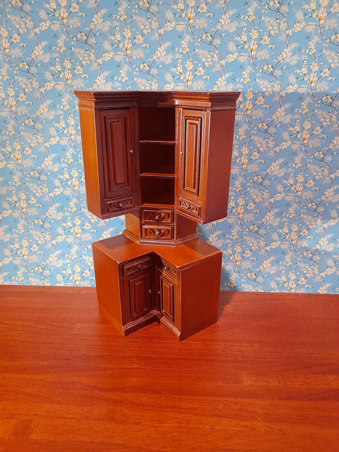 Dollhouse Miniature Kitchen Corner Cabinet - P6103 Platinum Collection ...
