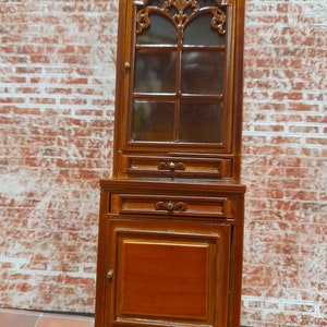 Dollhouse Miniature - Town Square Platinum Collection Display Cabinet ...