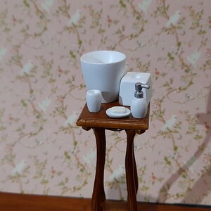 Dollhouse Miniature - 1:12 Scale - Resin Bath Accessory Set 5 Pieces - Etsy