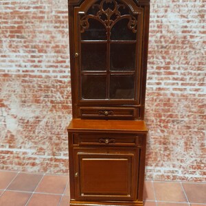 Dollhouse Miniature - Town Square Platinum Collection Display Cabinet ...