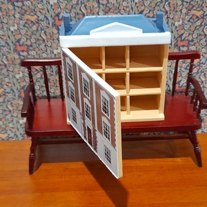 Dollhouse Miniature - 1-144 Dollhouse Resin - Montgomery Dolls House ...