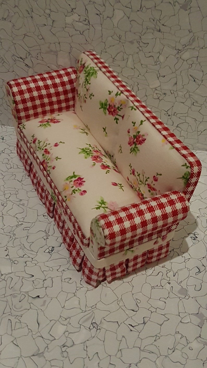 Dollhouse Miniature - Floral Miniature Couch 1:12 Scale - Etsy