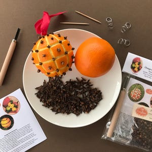 Orange-clove Pomander Ball Ornament Kit - Etsy