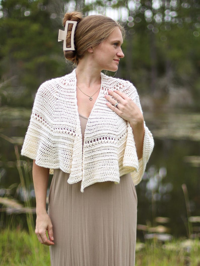 Lace Circular Crochet Shawl Pattern: Eloise Circle Wrap (PDF Download ...