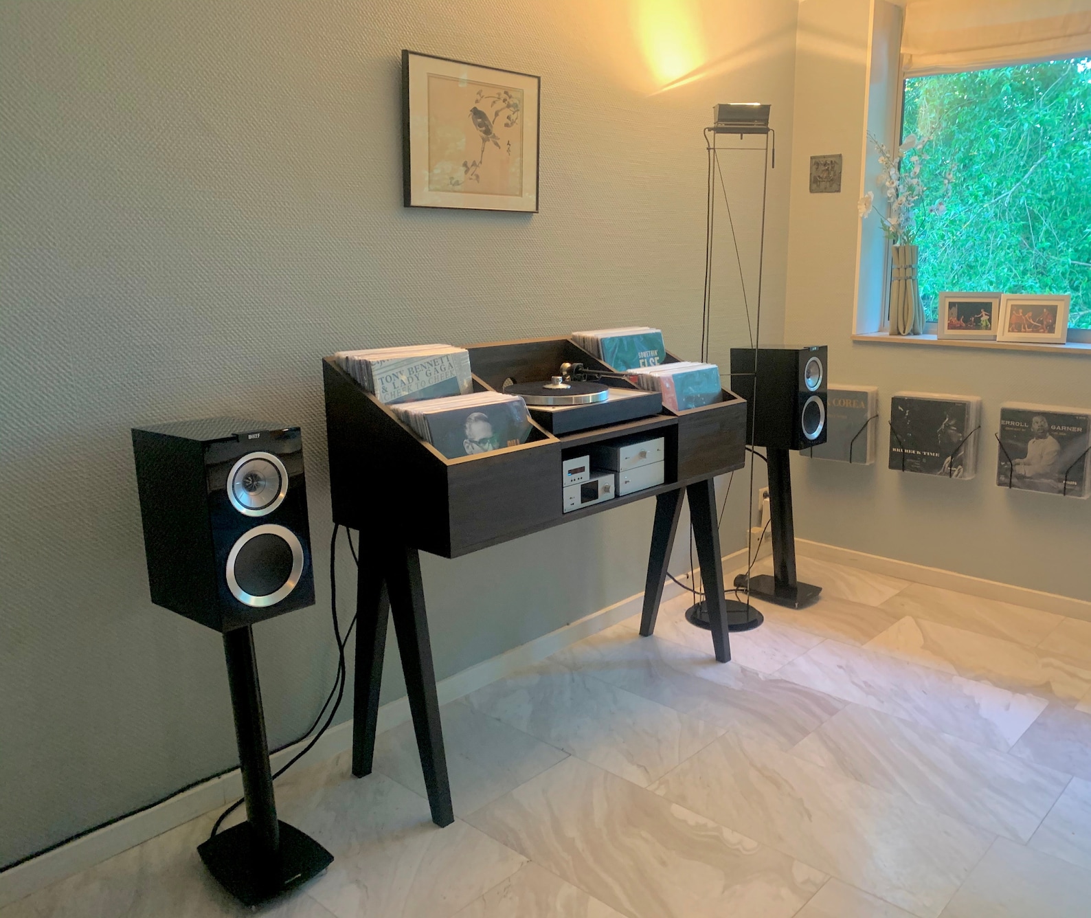 Vinylconsolle Record Display and Turntable Consolle in Solid - Etsy