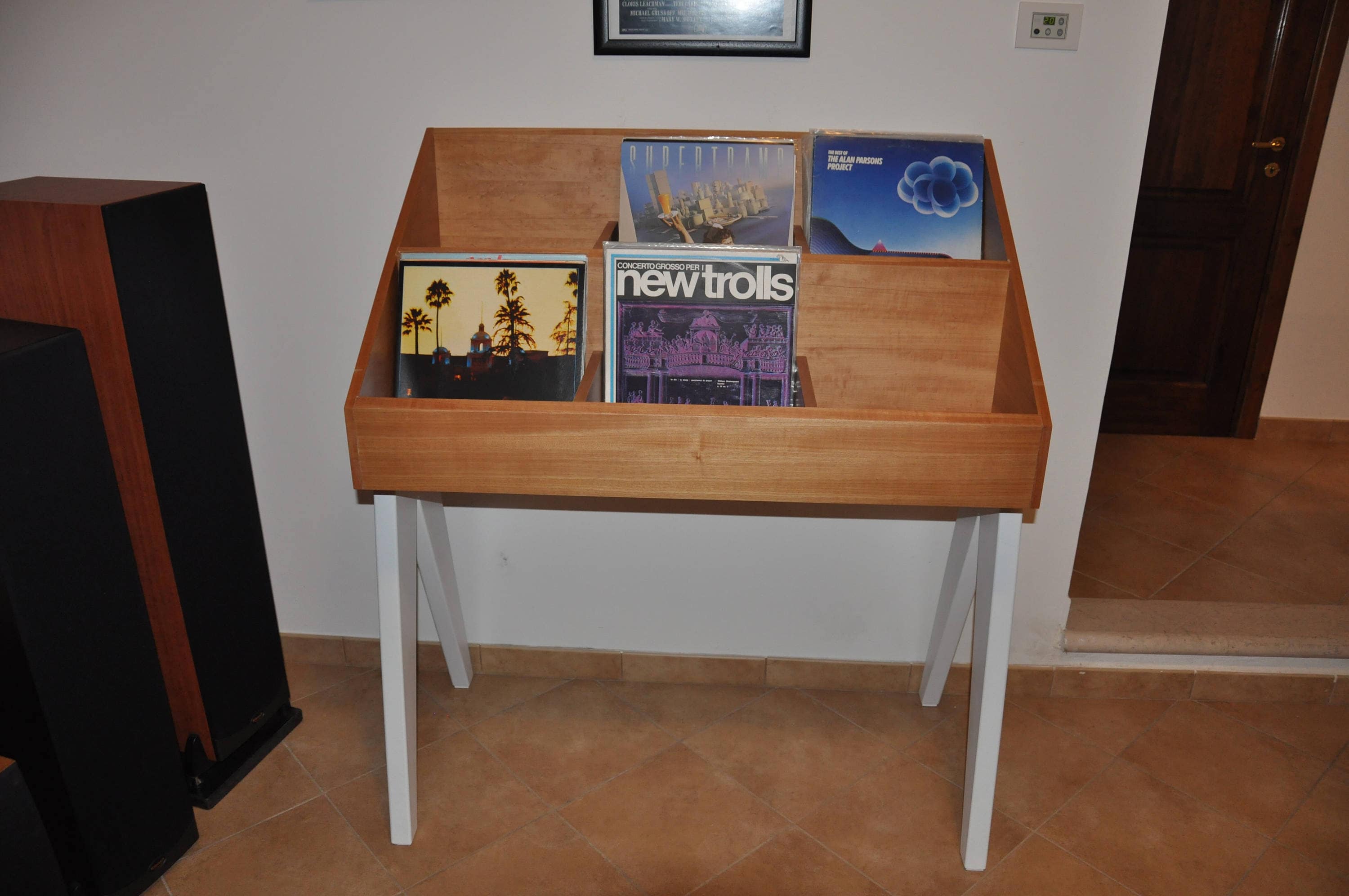 Vinylone Record Display Stand - Etsy Israel