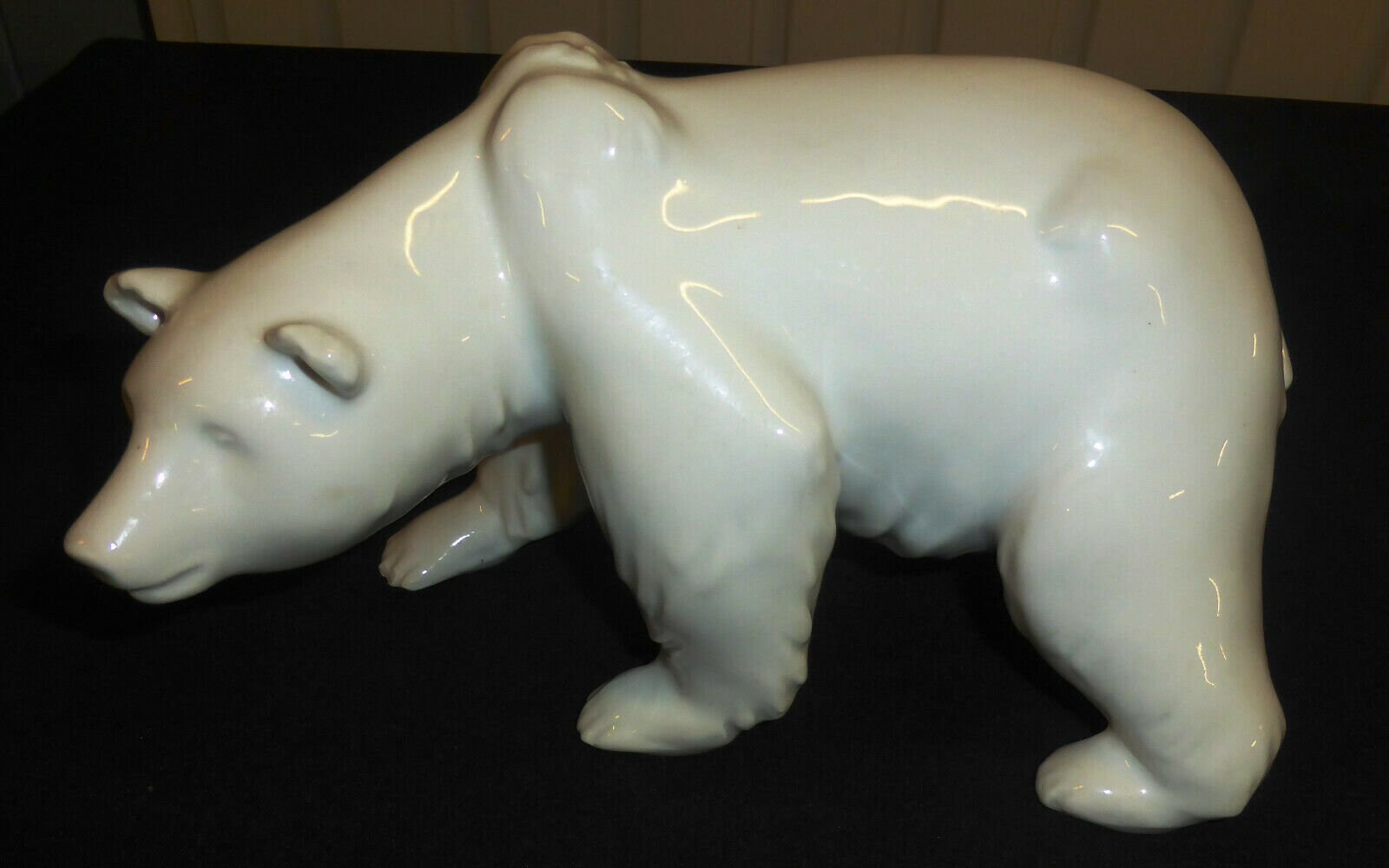 KPM, Large Walking Polar Bear, White, Glazed, Sceptre Mark - Etsy Sweden