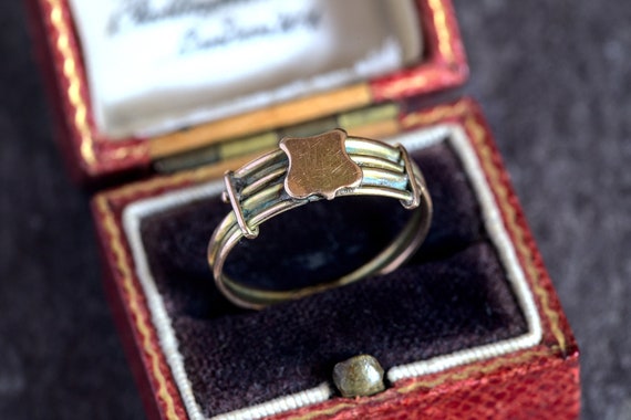 Antique Victorian English 9K Gold Shield Cartouche Si… - Gem