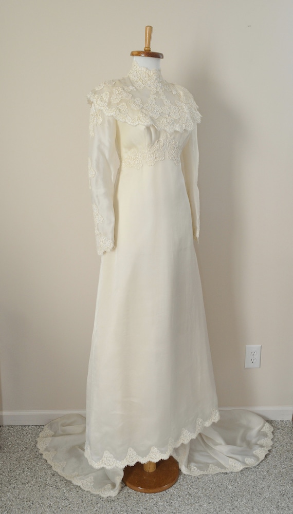 1970s Lace Wedding Dress with Semi Cathedral Train / … - Gem