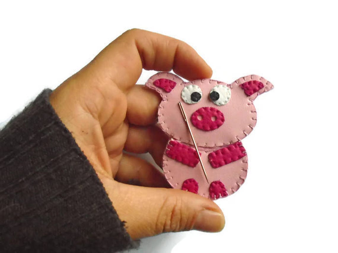 Farm Animal Magnets Pig Magnet Pig Needle Minder Pig | Etsy