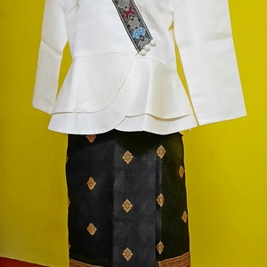 Asian Dress, Lao Traditional Dress, Thai-lao Dress,thai Dress, Lao ...