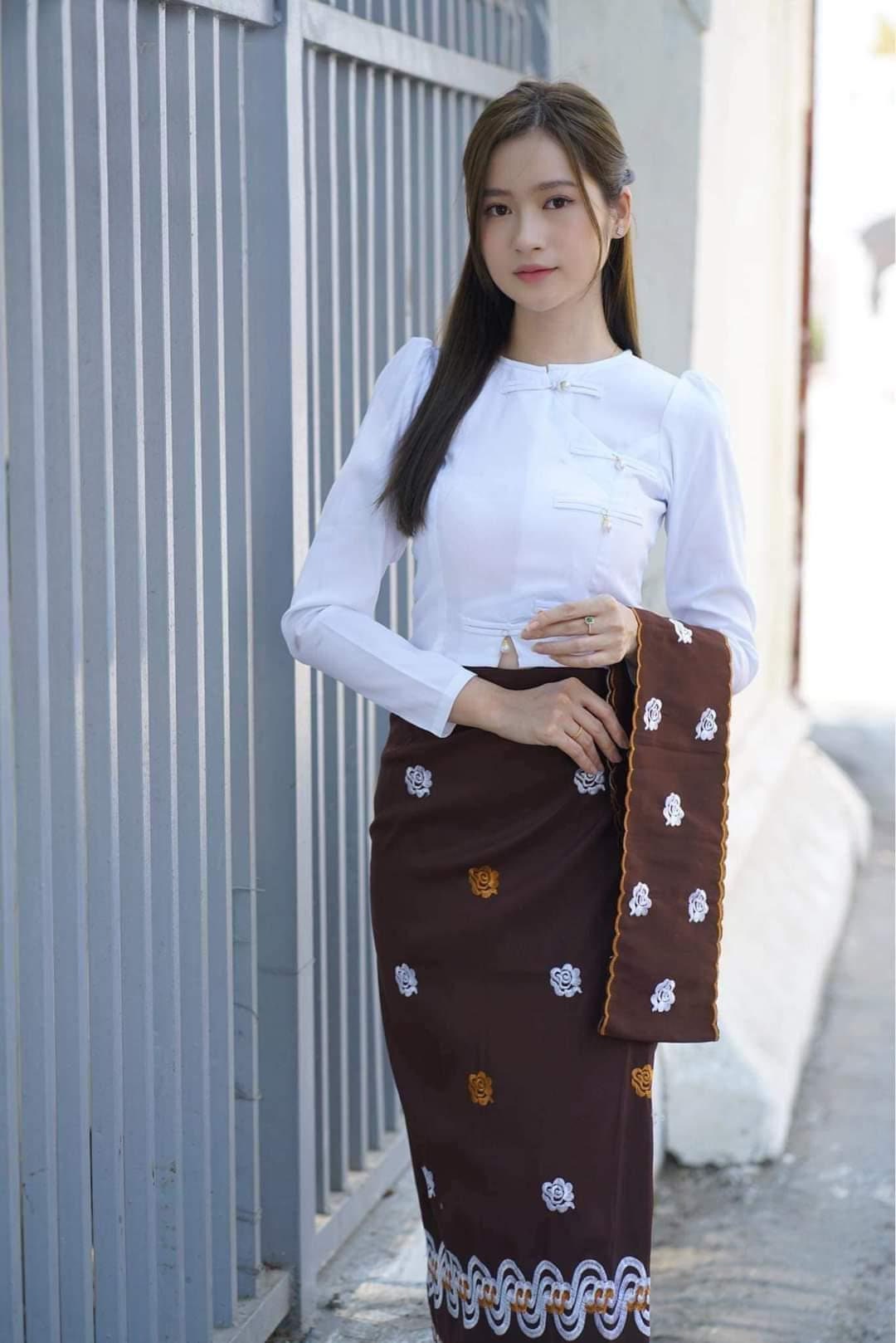 Myanmar Traditional Dress, Myanmar Dress, Myanmar Sarong, Myanmar ...