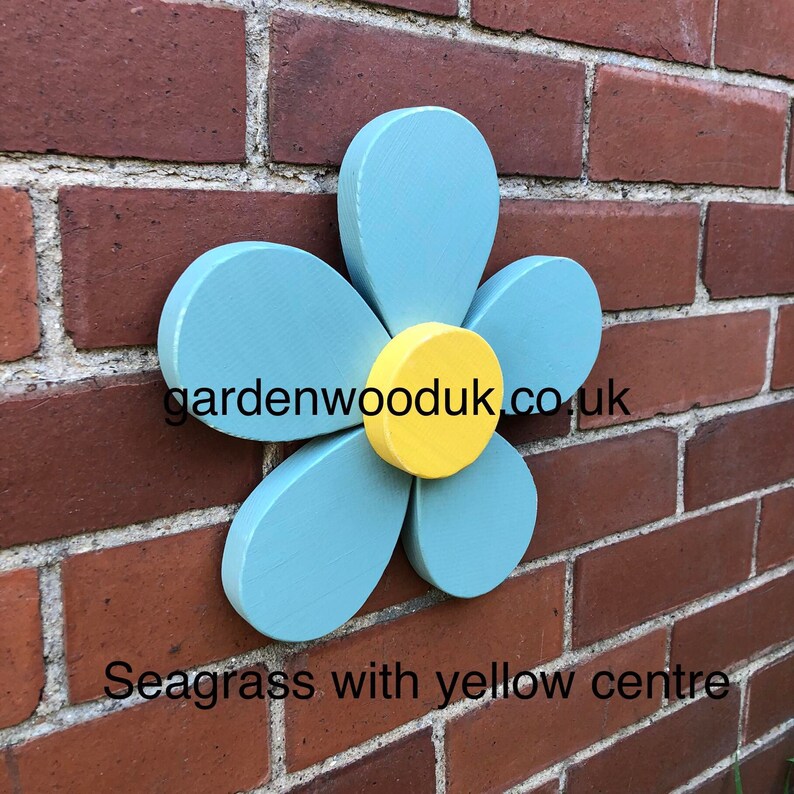 Medium Rustic Wood Daisy Flower 5 Petal Wooden Garden - Etsy UK