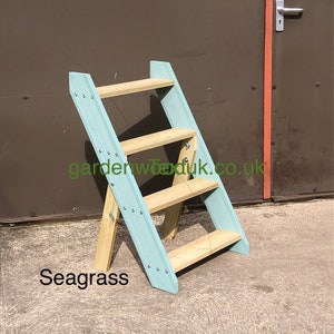 Handmade Wooden Garden Flower Pot Ladder Stand. 4 Tier Step Ladder ...