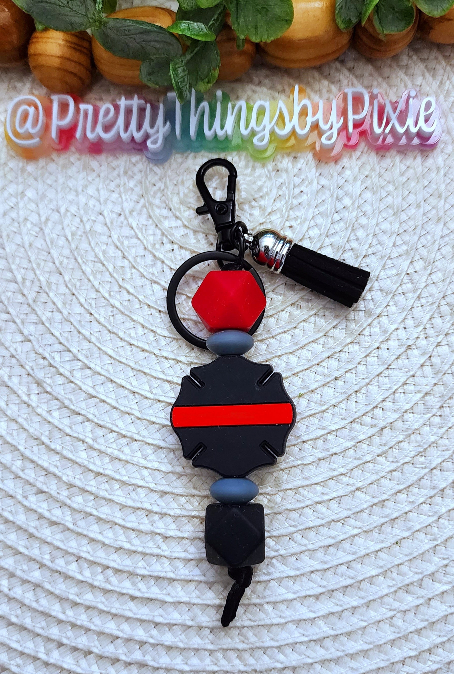 Maltese Cross Keychain Bracelet/first Responder Keychain - Etsy